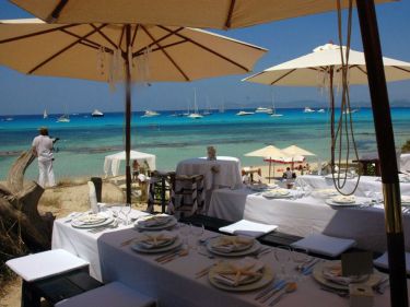 Formentera Beach Clubs - Aperitifs and nightlife in Formentera
