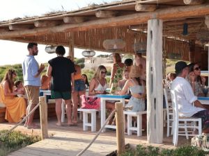 Formentera Beach Clubs - Aperitifs and nightlife in Formentera